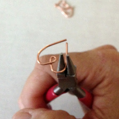 Lisa Yang Jewelry : Free Tutorial: Wire Heart Clasp