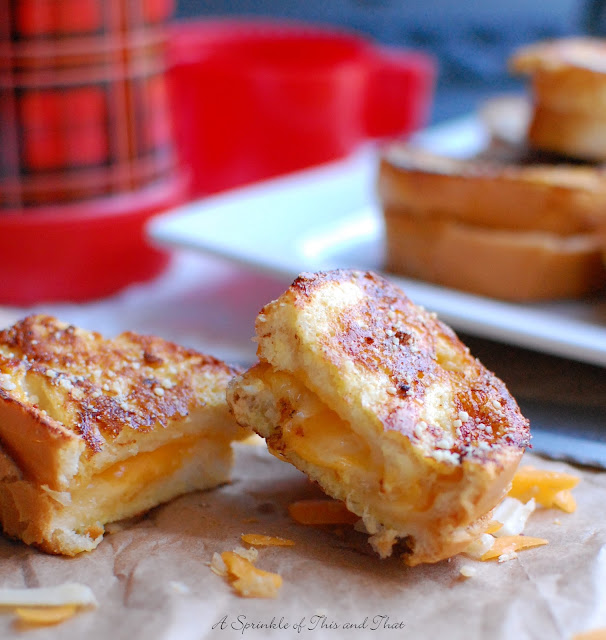 A Sprinkle of This and That: Triple Grilled Cheese Bites