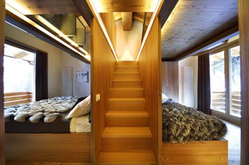 12 Desain Interior Rumah Kayu Modern Terbaik