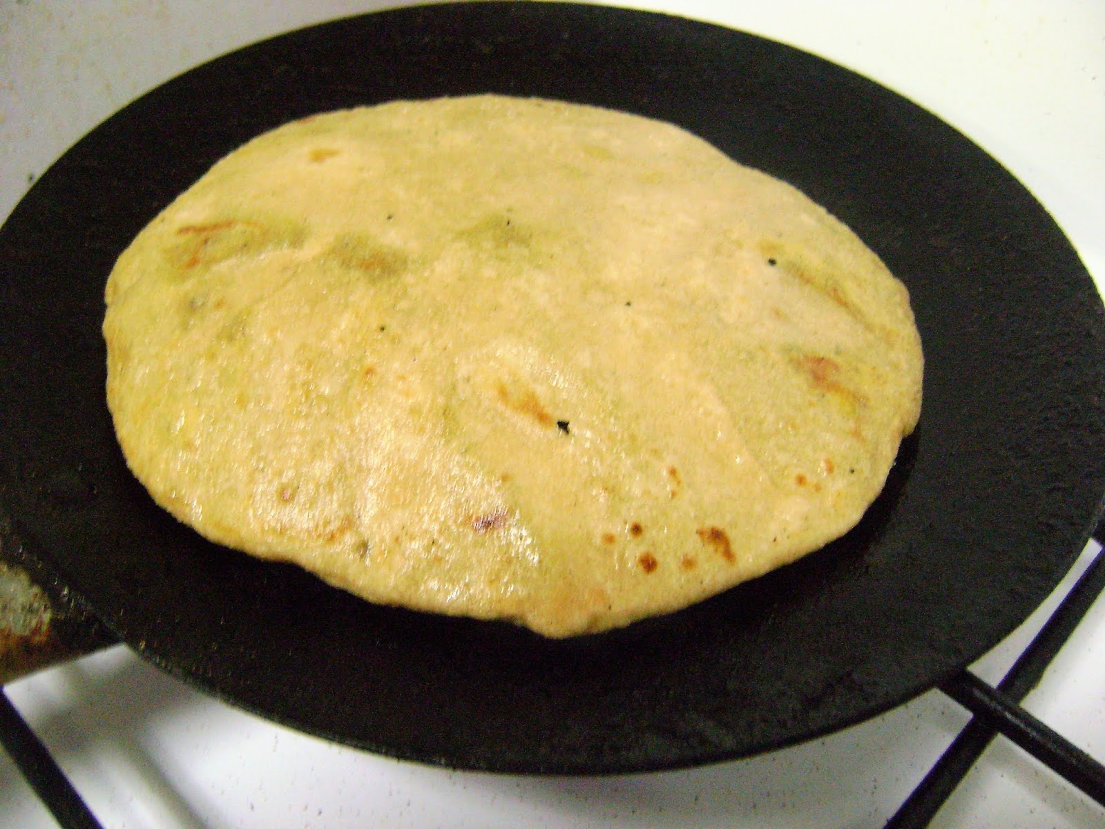 Bethica's Kitchen Flavours: Chana Dal Paratha (Bengal Gram Lentil Flat ...