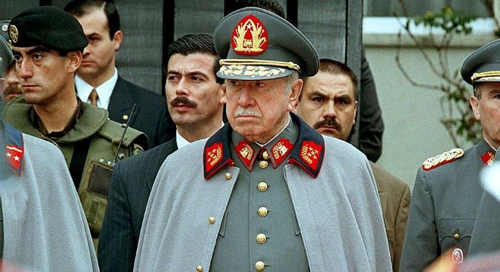 MARK MARTINEZ' BLOG: DONALD TRUMP'S PARADE DELUSIONS ... A TIN-POT ...