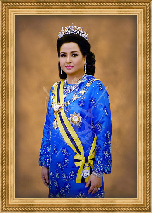 ISTANA DIRAJA JOHOR: BIODATA