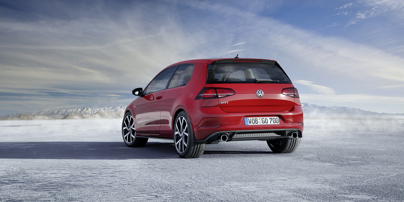 VW To Spend $3.5 Billion On Factory Upgrades For Next-Gen Golf - Types cars
