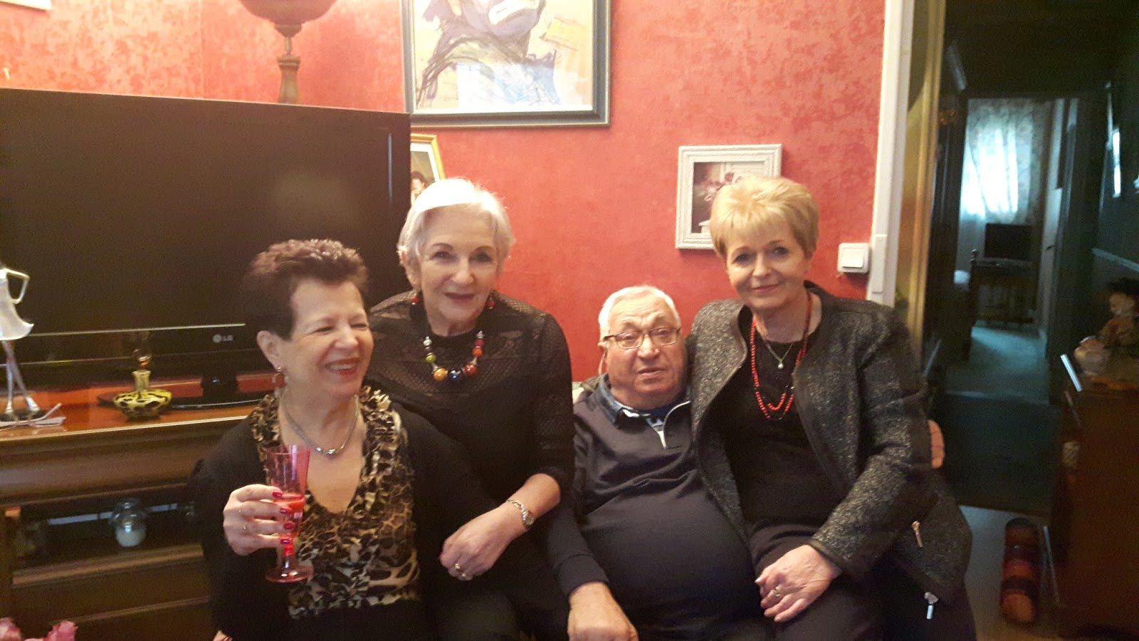 Au fil des jours en 2020: Tous chez Suzanne...