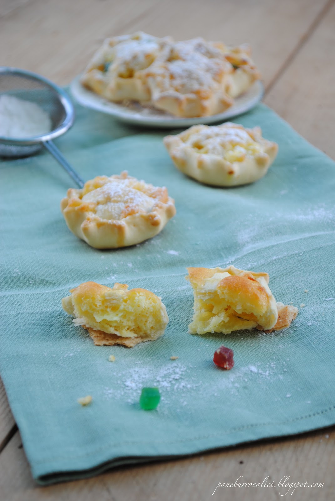 Pane, burro e alici: Fiadoni dolci tradizionali al formaggio