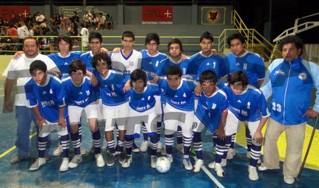 JUVENILES: COMENZÓ EL TORNEO 2011