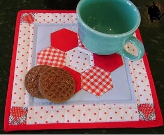 Northern Deb Quilts: FREE Mug Rug Patterns and Ideas