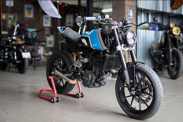 Ktm Duke Art on Wheels Café Racer - RocketGarage - Cafe Racer Magazine