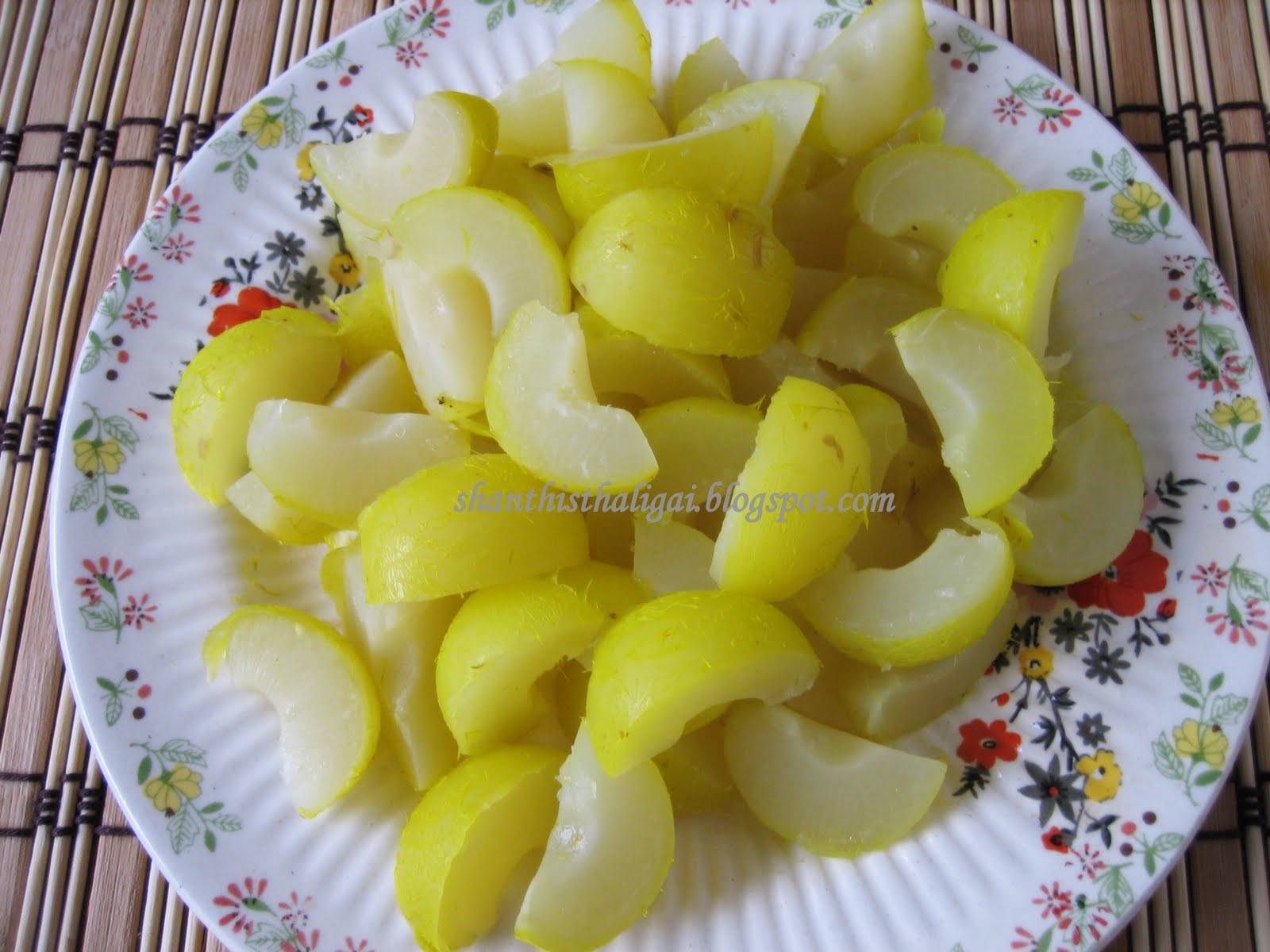 Shanthi Krishnakumar's cook book: NELLIKAI OORUGAI-TYPE 1/GOOSEBERRY ...