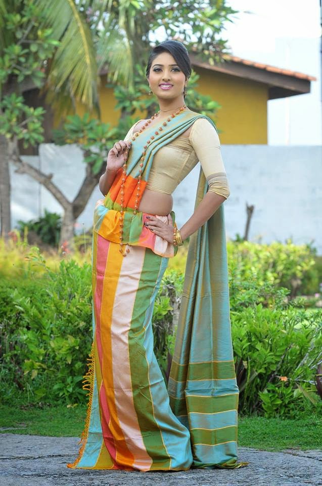 Vinu Udani Siriwardana - Kandyan Saree Designs