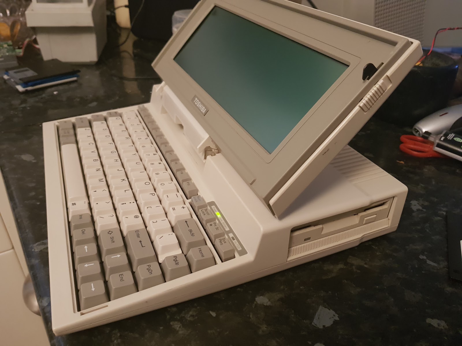 Toshiba T1000 Part One: Profile & History
