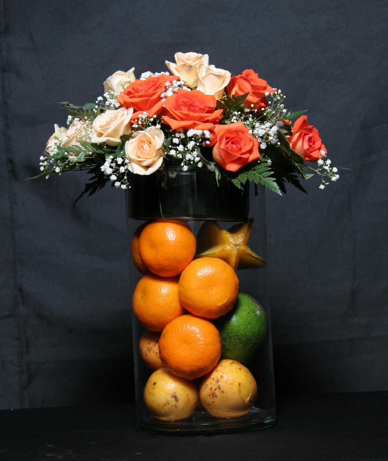 Puri Bunga Seruni: Rangkaian Bunga dan Rangkaian Buah