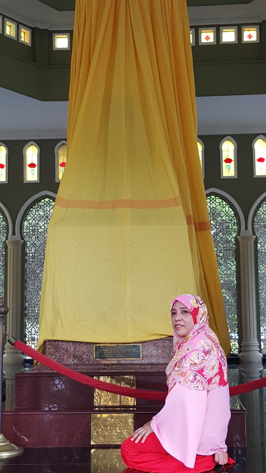 Meh Travel With Me!!: Masjid Raya Syahabuddin dan Makam Pahlawan ...