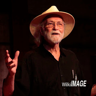 If You See Someone Without A Smile ...: Aug 3, 2013