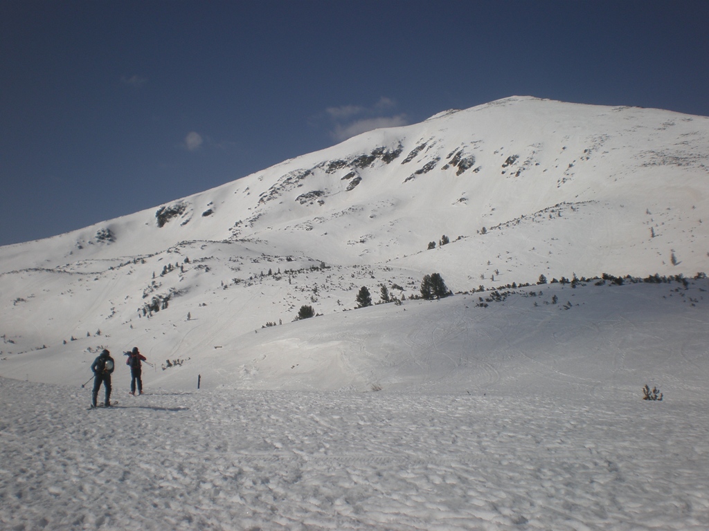 "HOKUS POKUS": Día 1: Refugio Bezbog - Pico Polejan (2851m) - Refugio ...