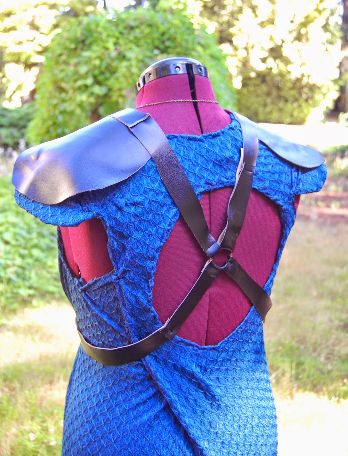 Craftzies: The Brightest Blue: Reconstructing the Khaleesi Inspired ...