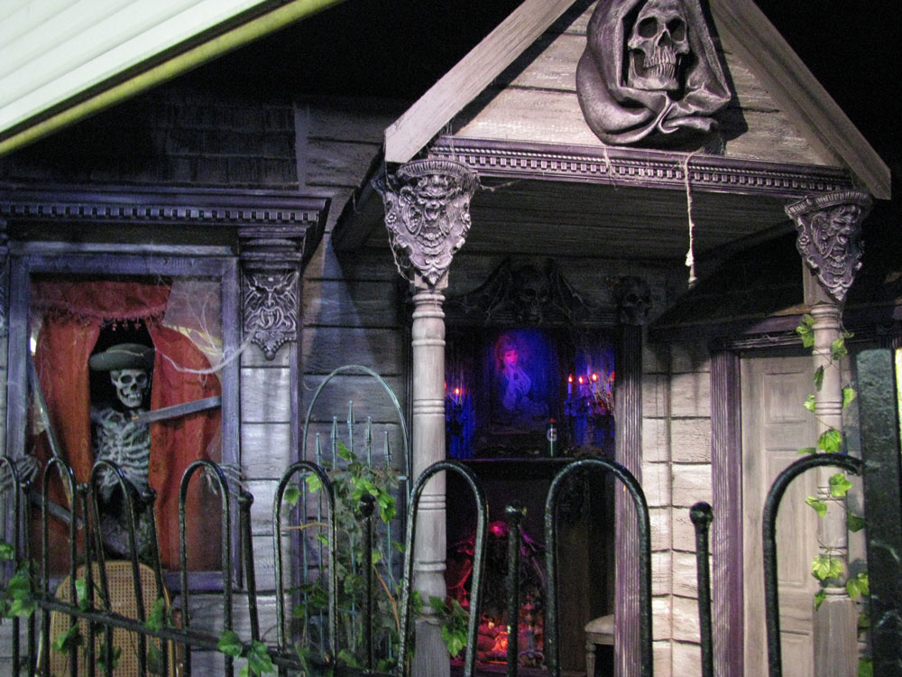 NewsPlusNotes: Morbid News for Sportland Pier