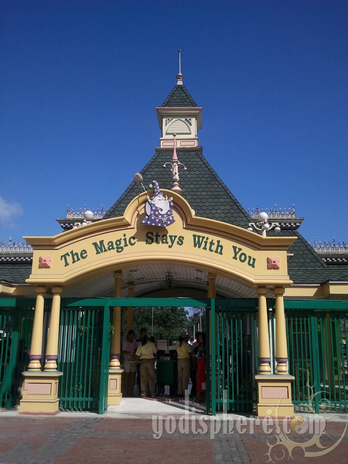 Enchanted Kingdom in Laguna » Can You Imagine Life Without Magic ...