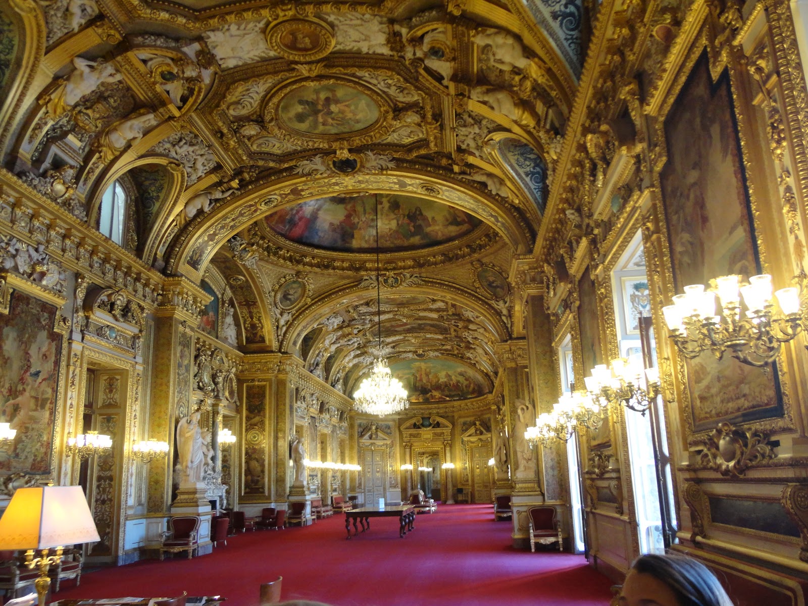 Mon Été à Paris: Paris: The Capitol City