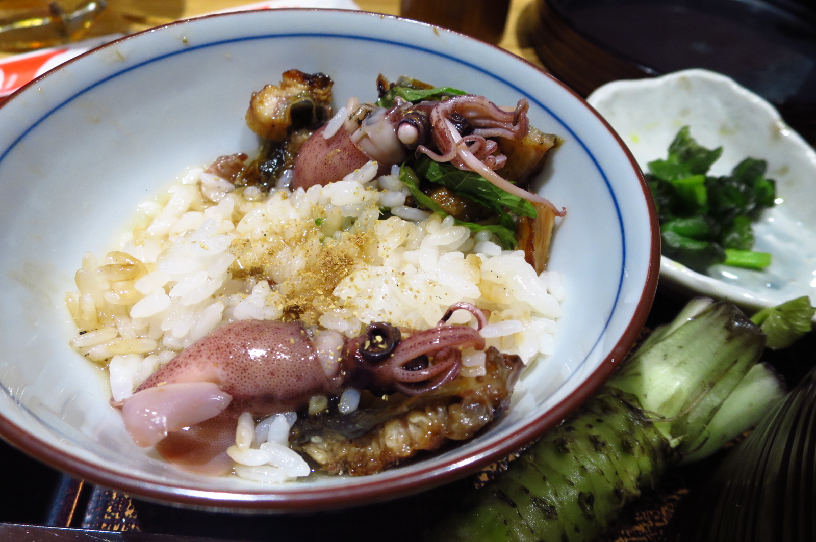 Small Potatoes Make The Steak Look Bigger: Hitsumabushi to hotaru ika ...