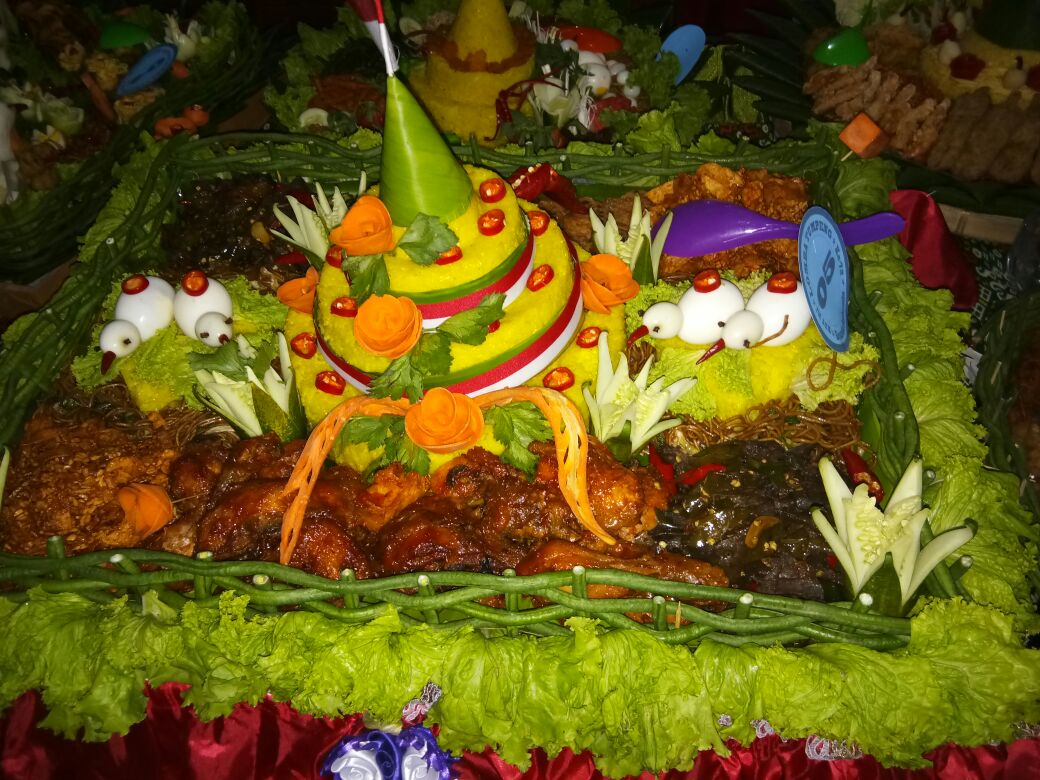 Lomba Tumpengan Sebagai Wujud Pelestarian Budaya Bangsa dalam ...