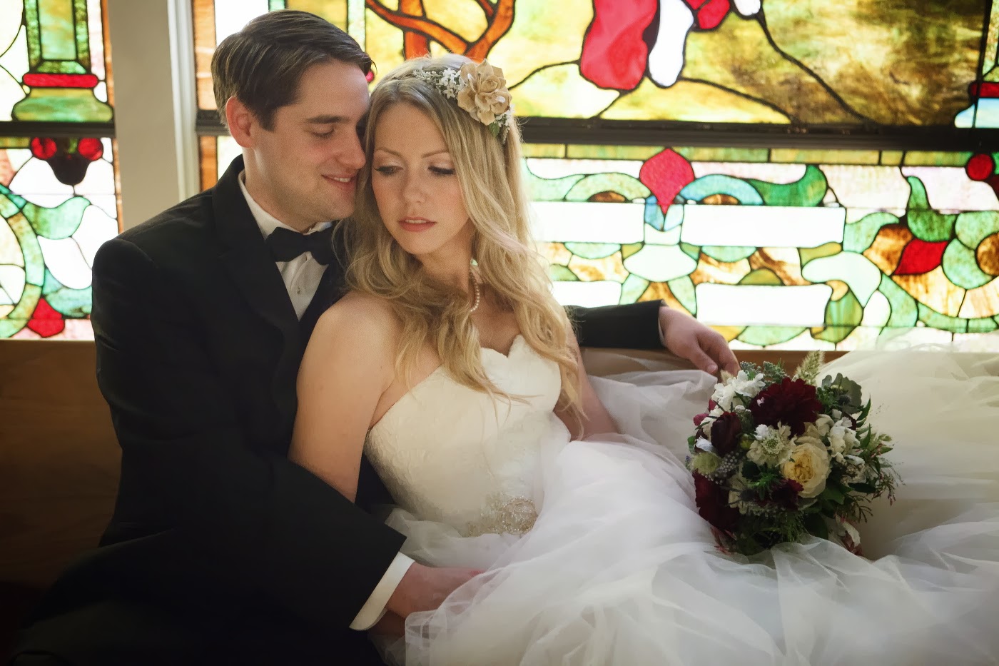 Simple Elegance: Real Weddings: Rebecca + Mark