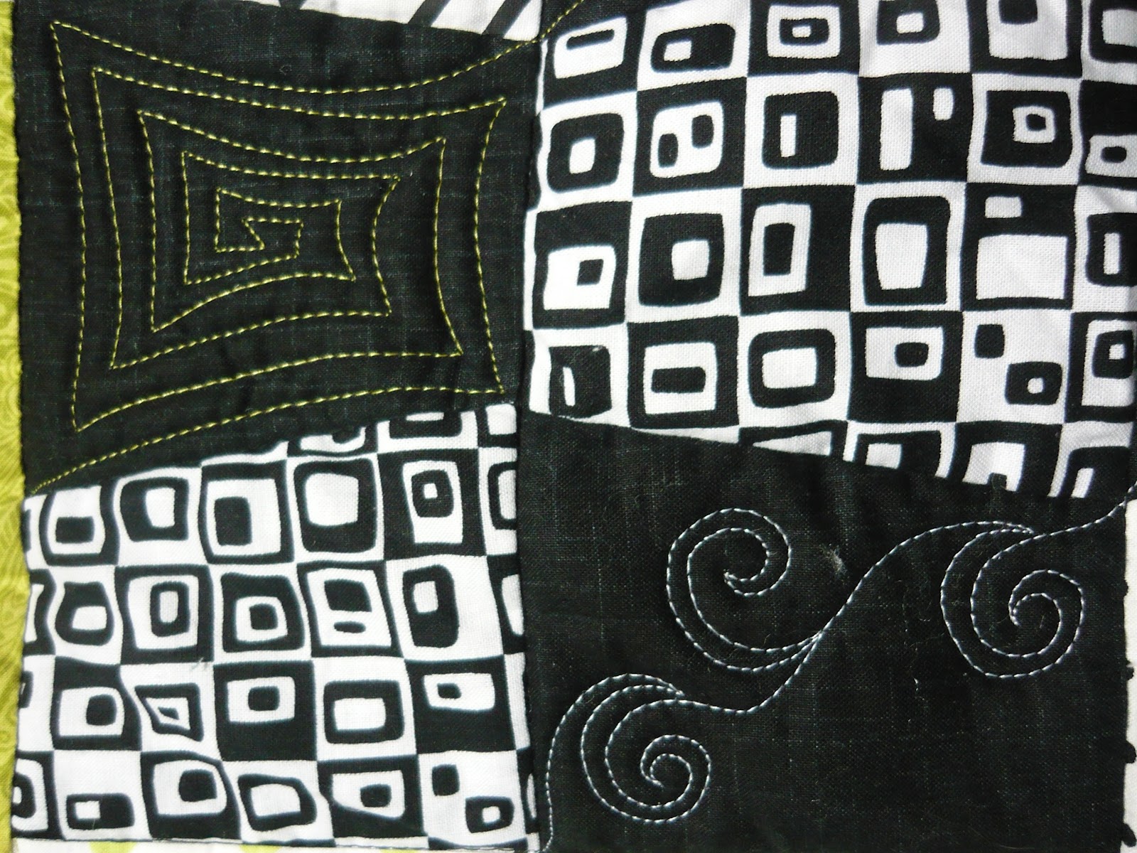 Deborah Louie : A new free motion quilting sample quilt