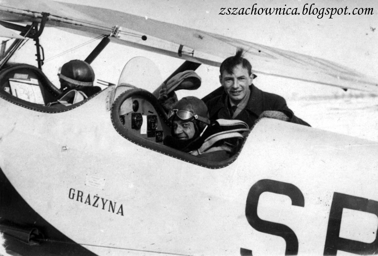 Modele z Szachownicą: Zdjęcia archiwalne z kolekcji Wojciecha ...