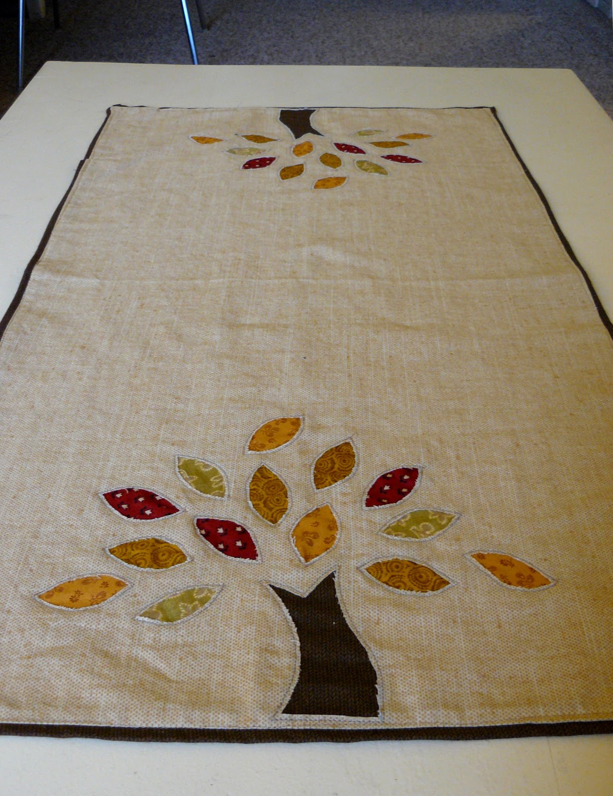 The Woven Home: Sewing Projects: Fall Table Runner