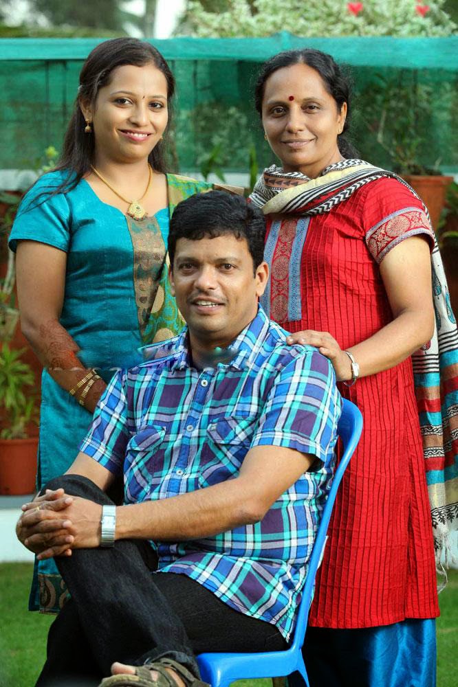 Actor Jagadeesh and family ~ Fun Zone