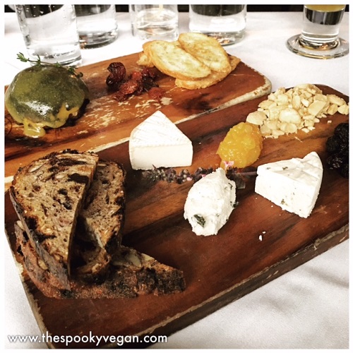 The Spooky Vegan: Crossroads Kitchen in Los Angeles, CA