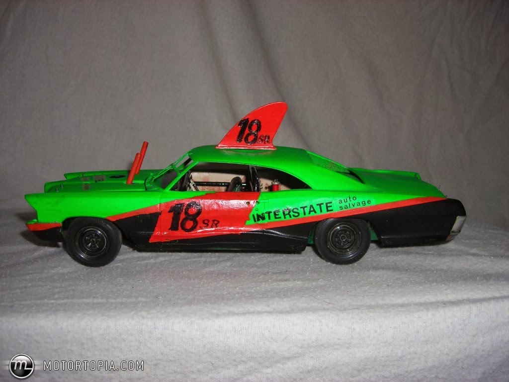 Alcoholic Outsider Artist: Demolition Derby Model Cars