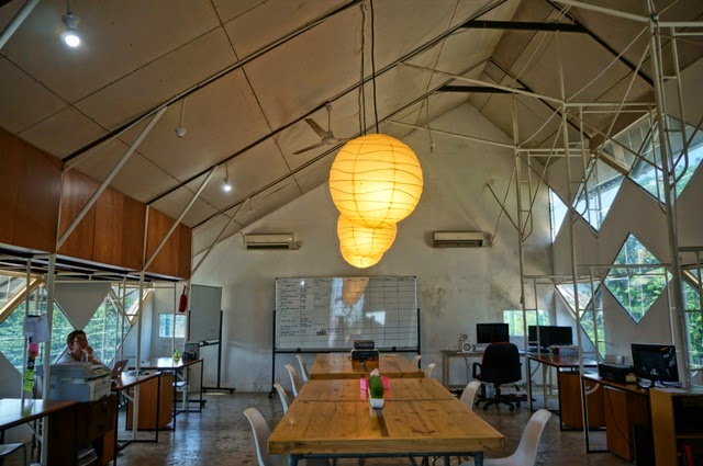 yu sing: rumah produksi samsara pictures, jakarta selatan.