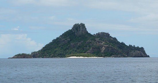 Vacation Barefoot Travel Blog: Check out the island used in Castaway ...