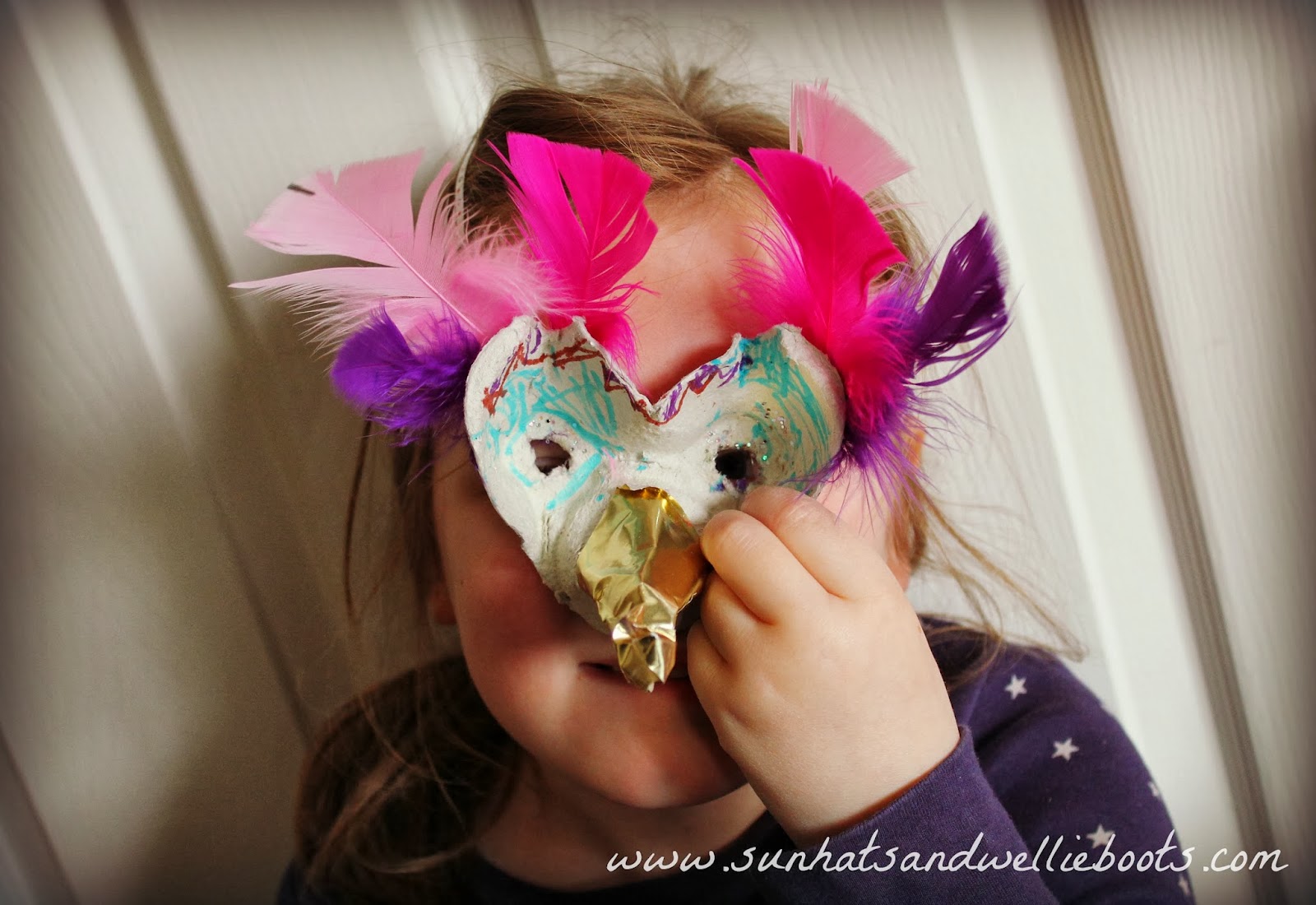 Sun Hats & Wellie Boots: Egg Carton Bird Mask