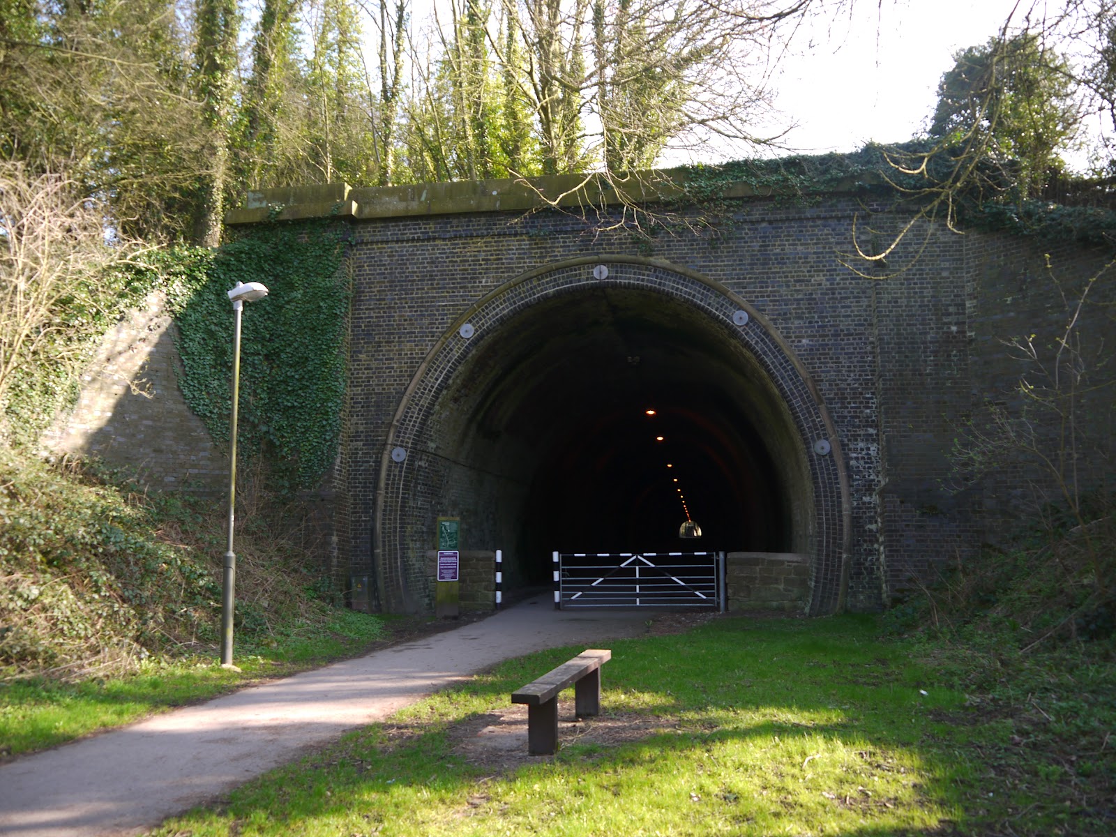 Worthing Wanderer: Tissington Trail