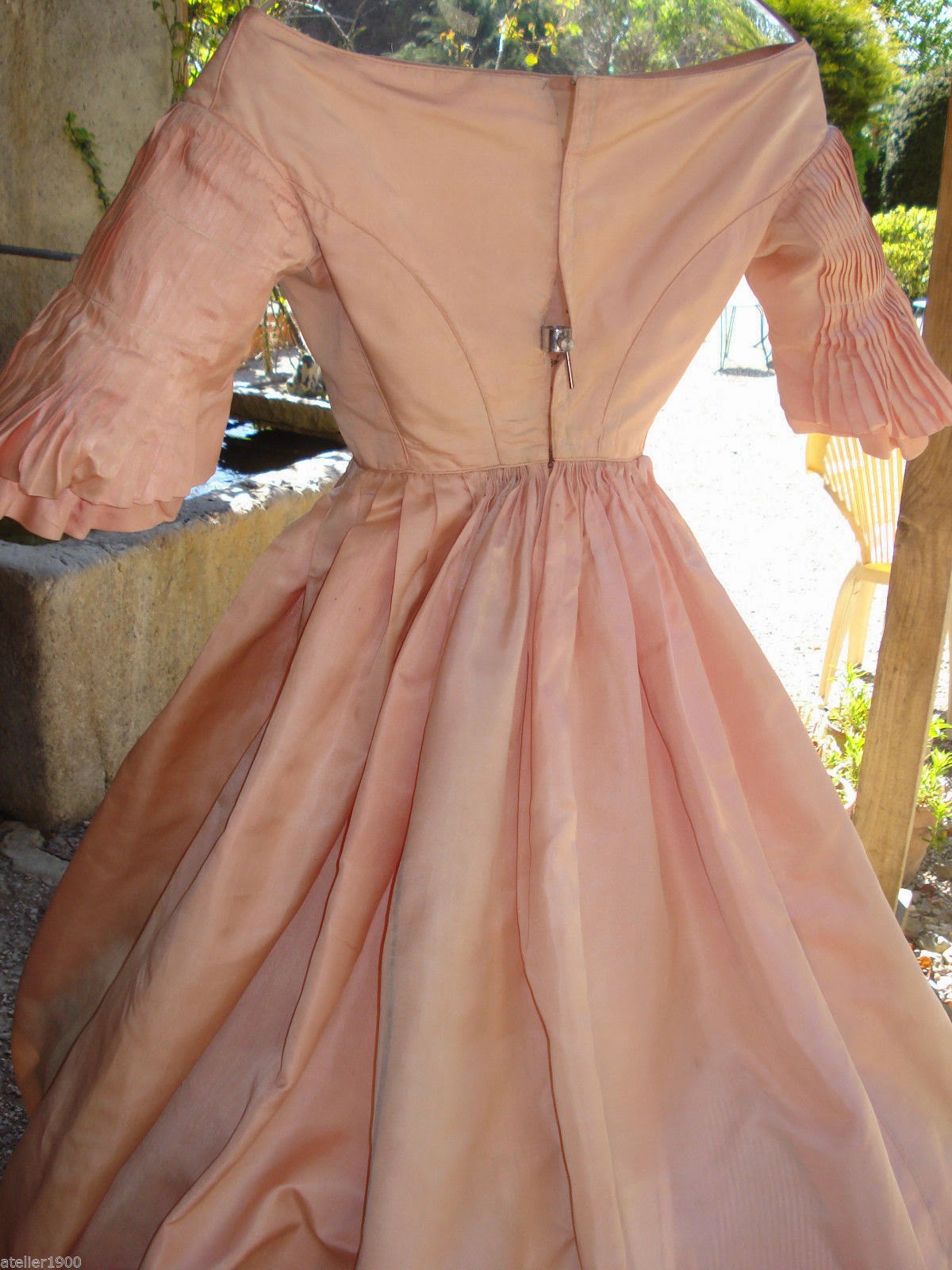 All The Pretty Dresses: 1840's Ball Gown