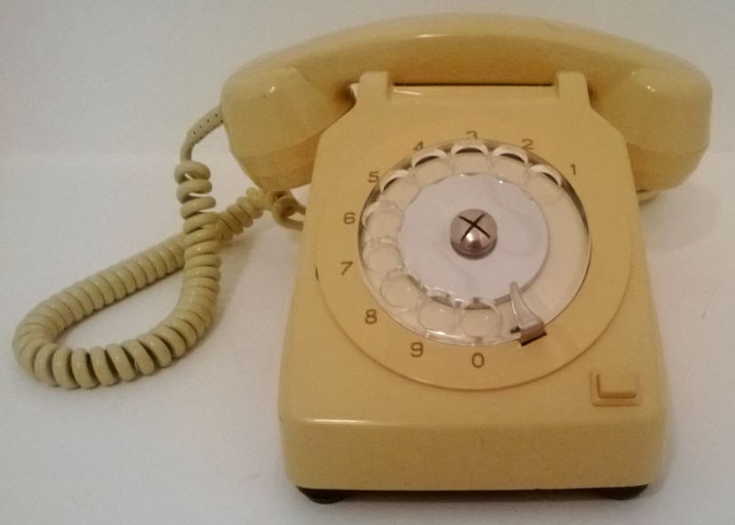 Vintage e Memórias: Telefone de disco, década de 1960
