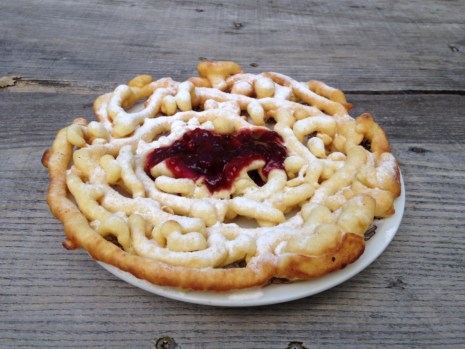 Strauben - JungleKey.de Bilder