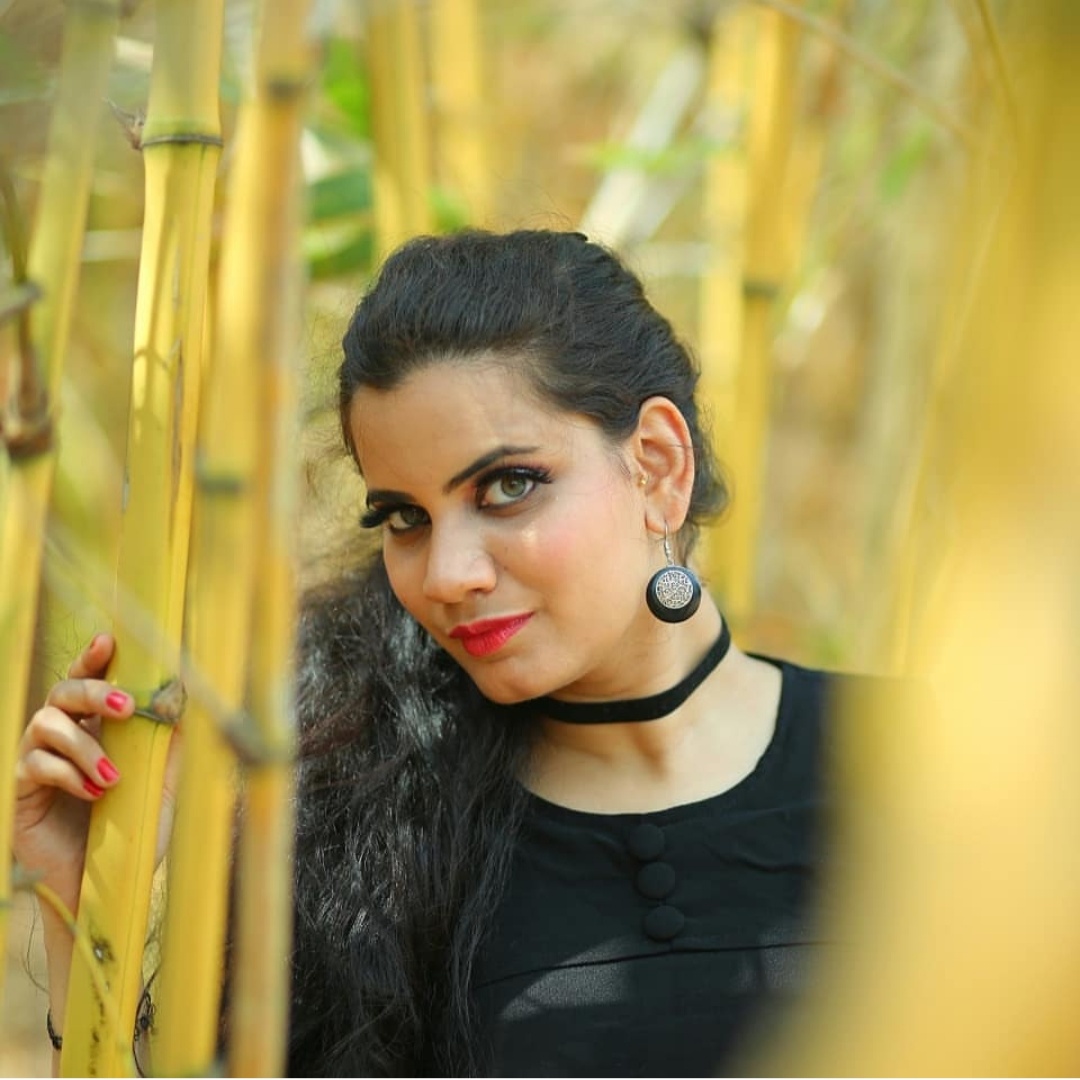 Sahiti Swarna Sri New Photoshoot - Latest Movie Updates, Movie ...