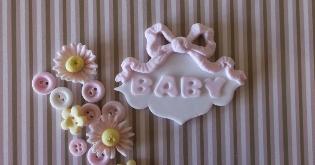 Kiwi Cakes: Fun plaques to finish cakes - Tutorial Tuesday