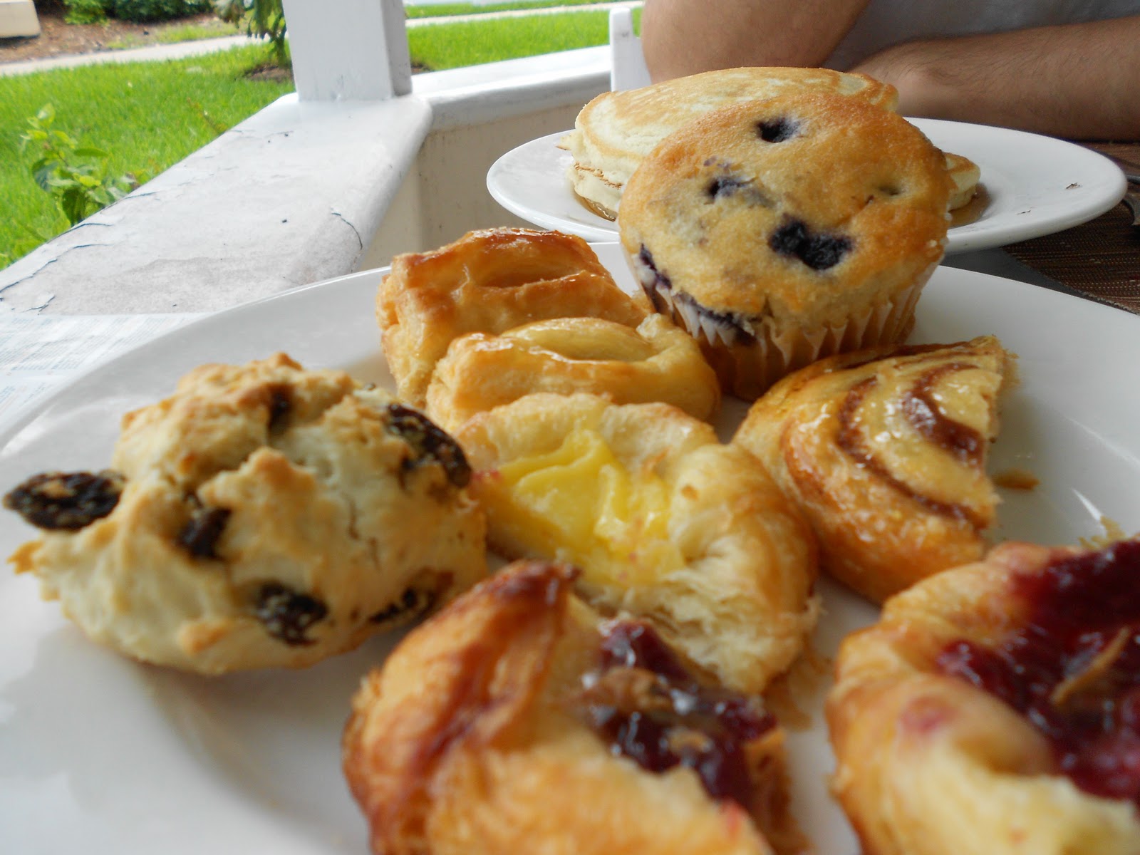 The Dainty Baker: Nassau - Bahamas