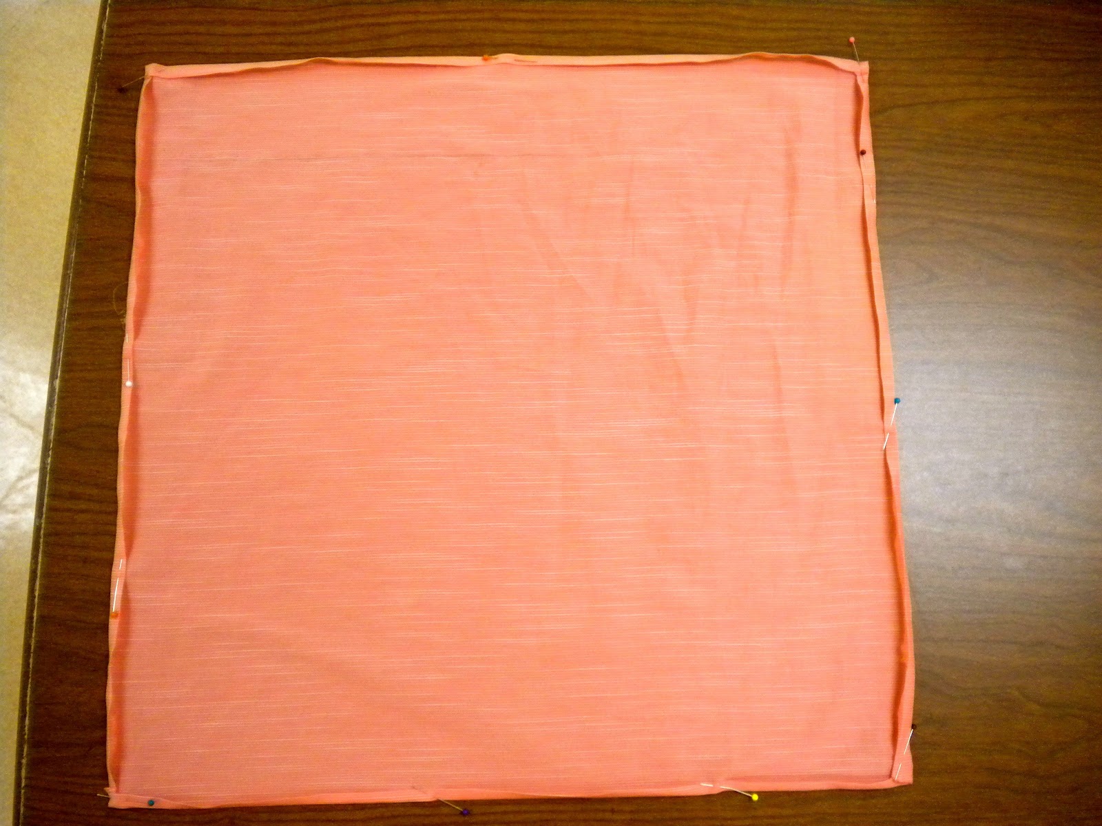 The Curvy Elle: DIY: Jaunty Summer Scarf