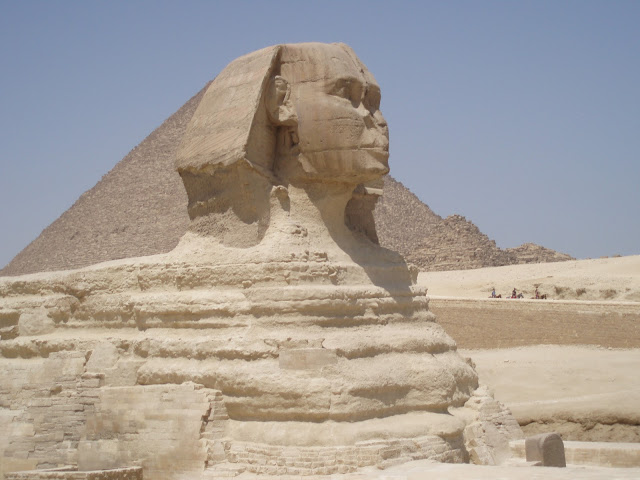 La Esfinge más famosa... : El LoBo BoBo,... un blog de viajes