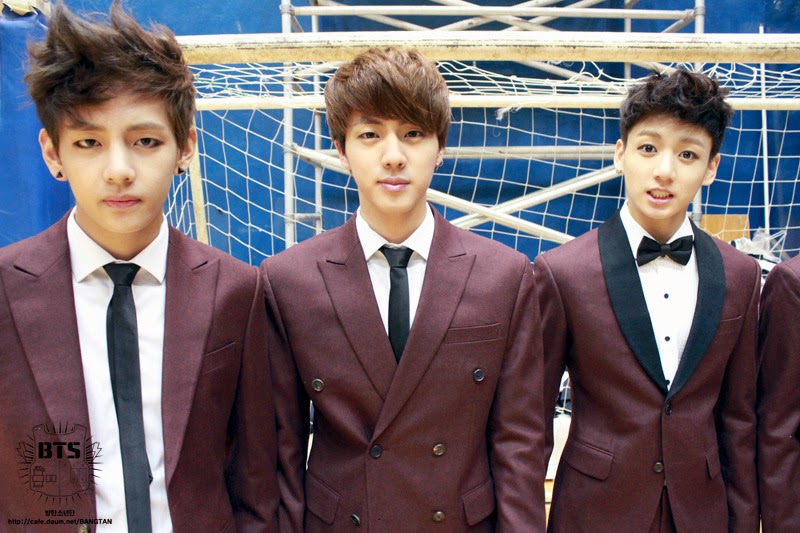 [OFFICIAL] STAFF DIARY UPDATE - 140123 BTS @ Seoul Music Awards ...