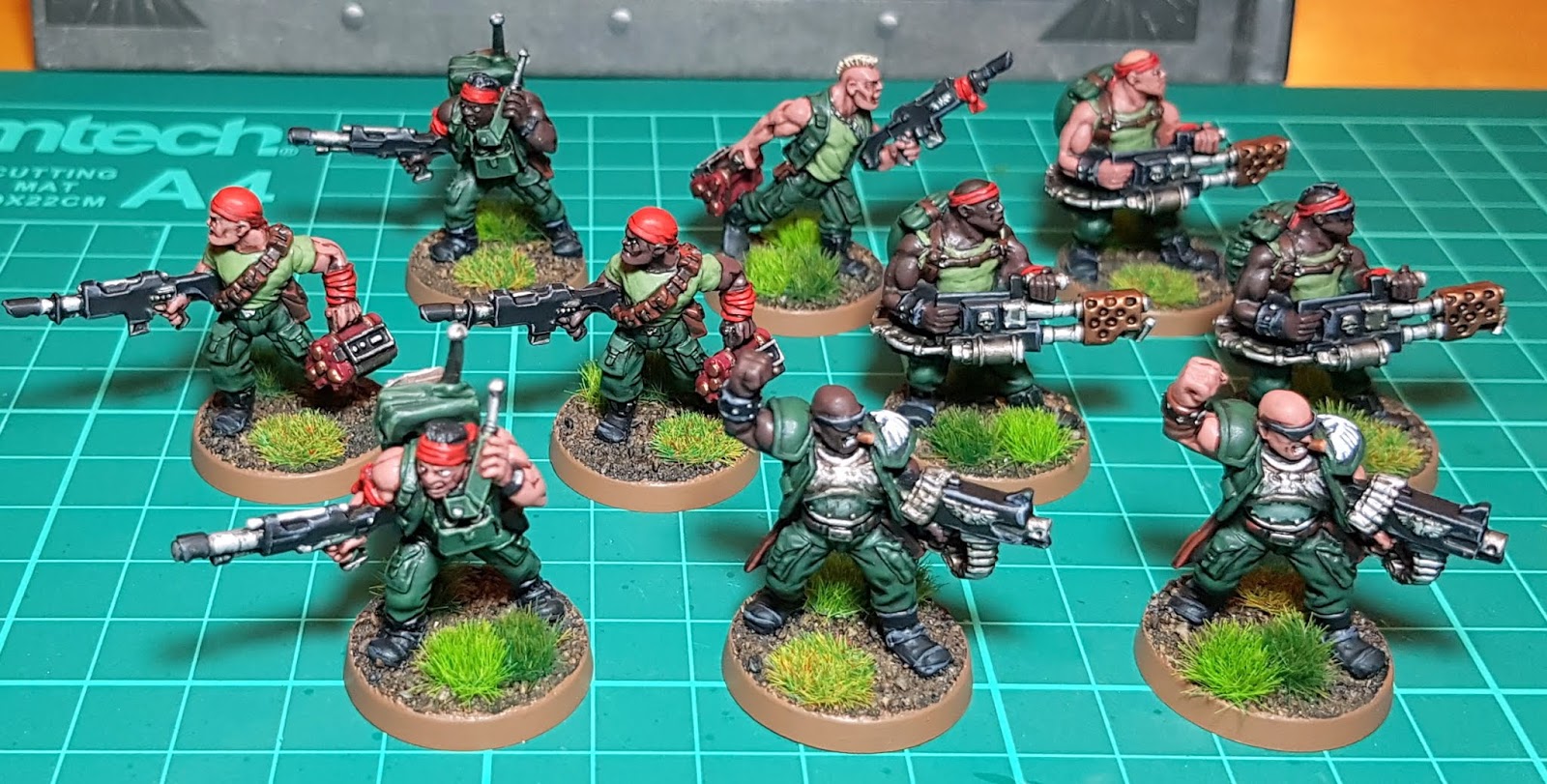 Classic Catachan metal minis painted