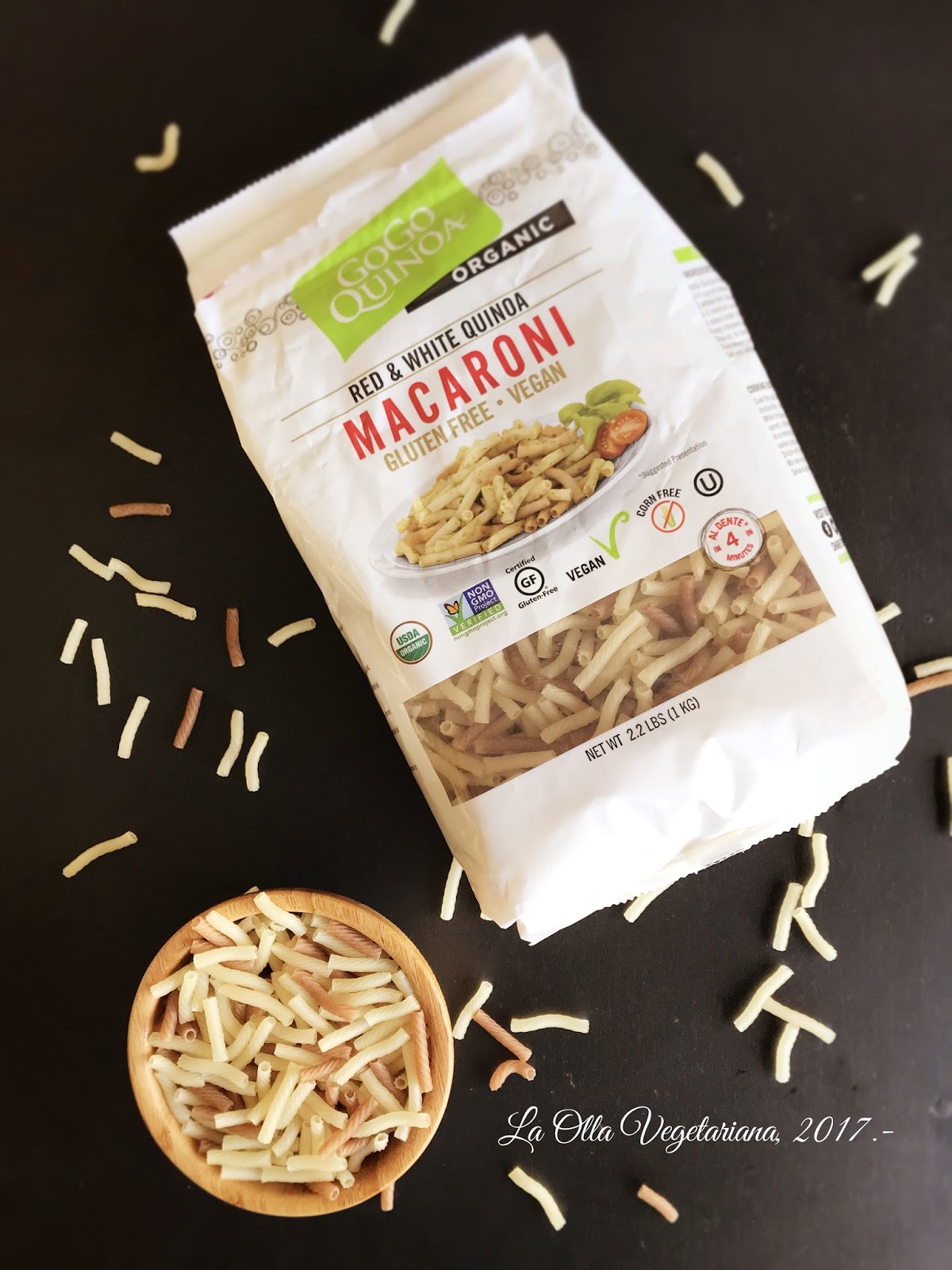 La Olla Vegetariana: Macaroni de quinoa con albóndigas a la cúrcuma y ...