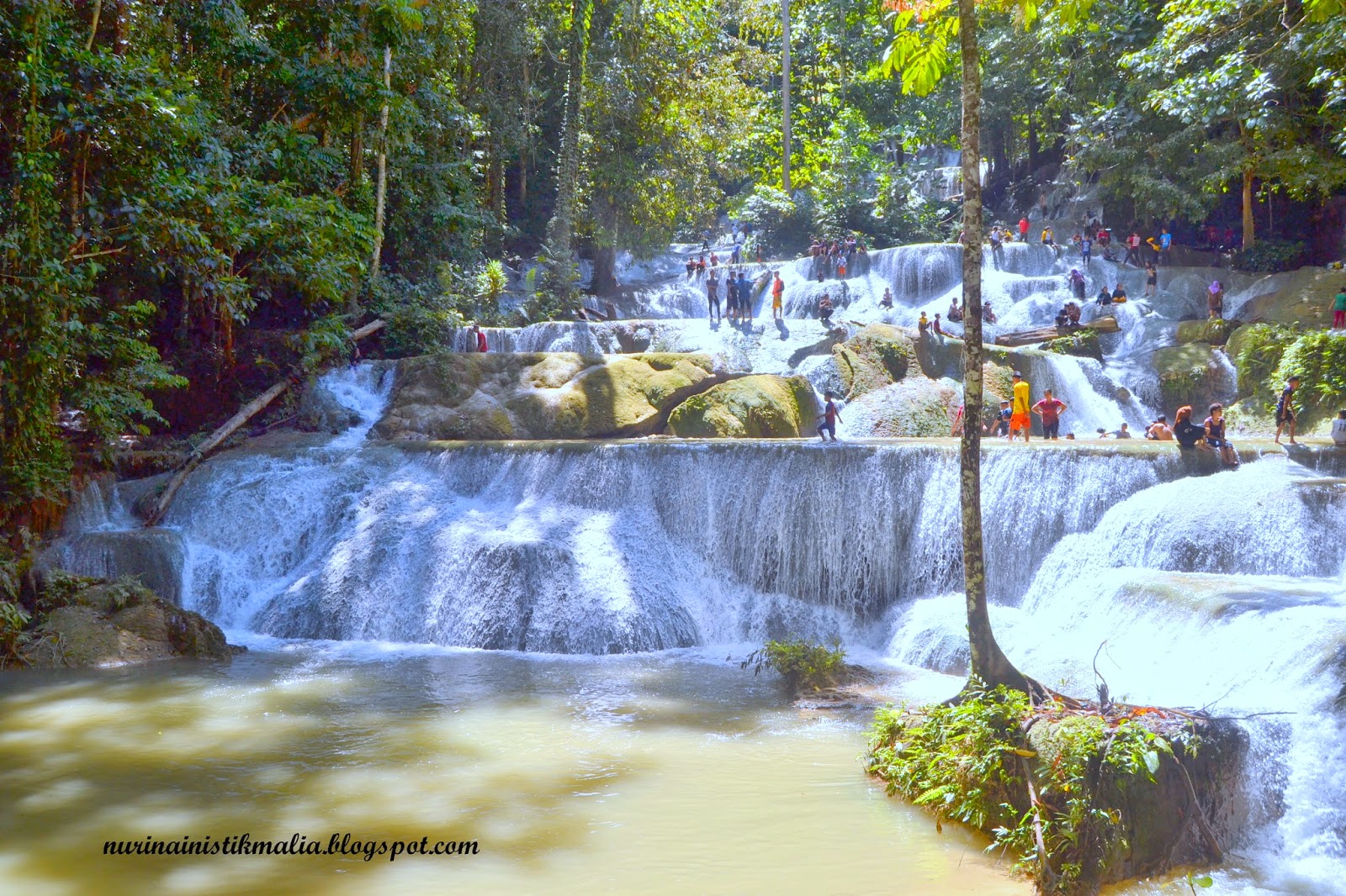 Impian Istikmalia: -154- Moramo Waterfall, Southeast Sulawesi