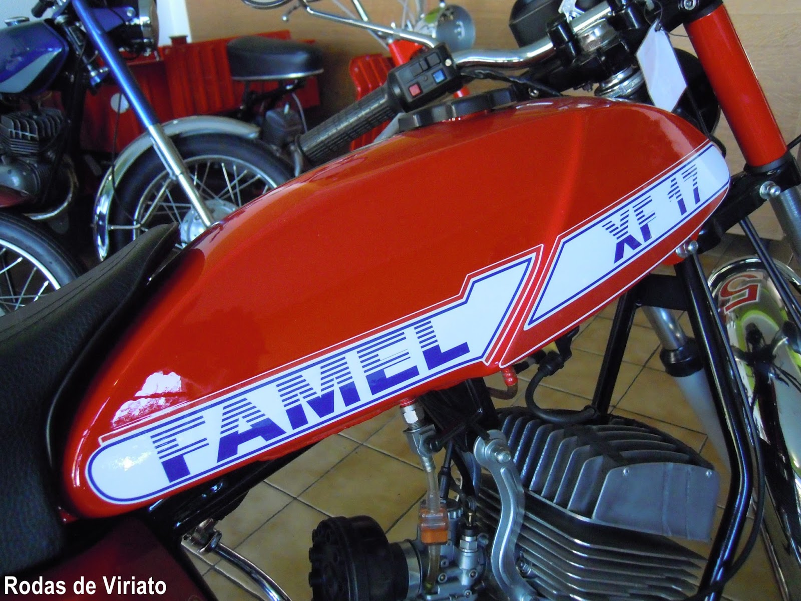 Motorizada Famel XF17 Sport - Moto & Restauro