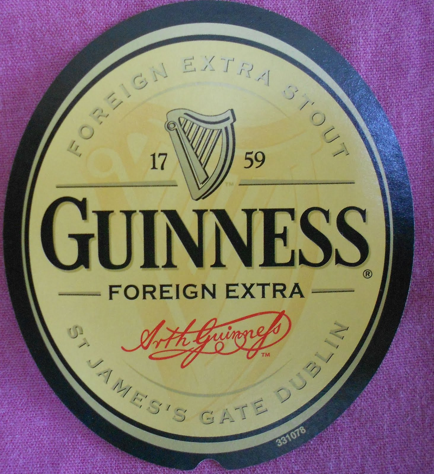 Guinness Collection: Labels, Carlton Ware, Wade, Gilroy, Doctors Books ...